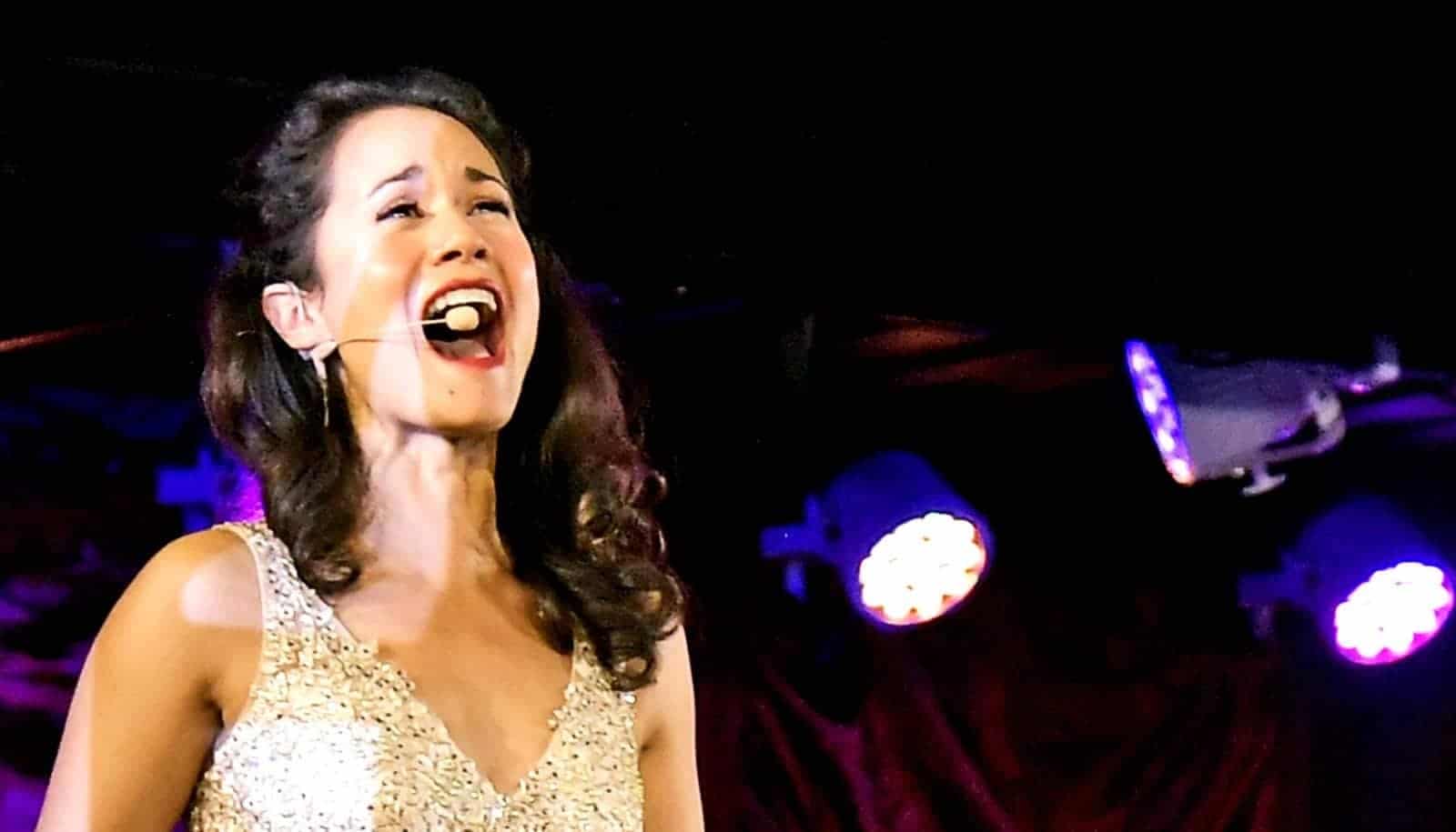 15 Best Broadway Singers of All Time - Singersroom.com