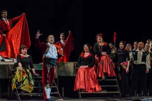 15 Best Opera Singers of All Time - Singersroom.com