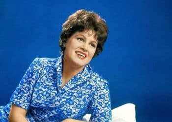 10 Best Patsy Cline Songs of All Time - Singersroom.com