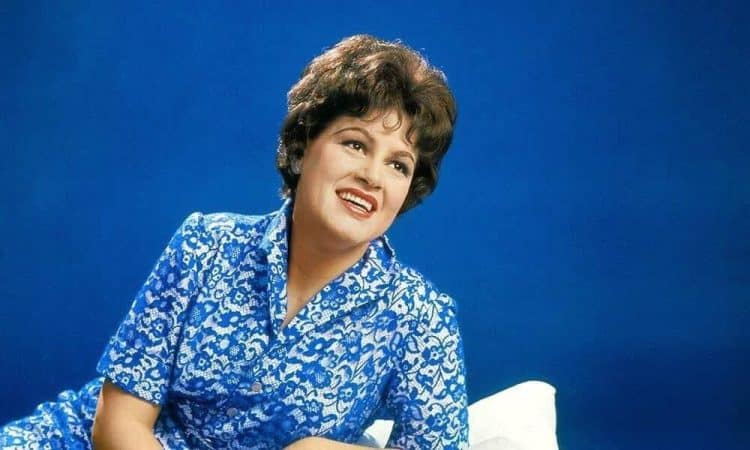 10 Best Patsy Cline Songs of All Time - Singersroom.com