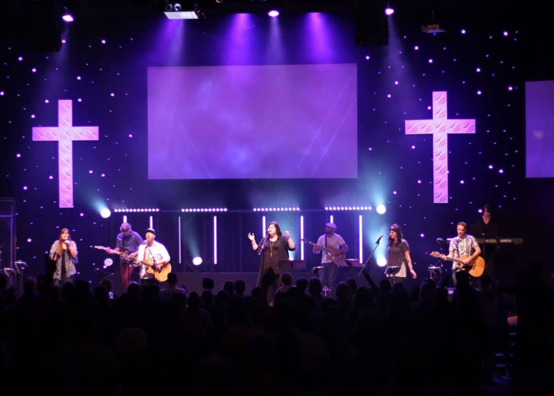 10 Best Rod Stewart Songs of All Time - Singersroom.com