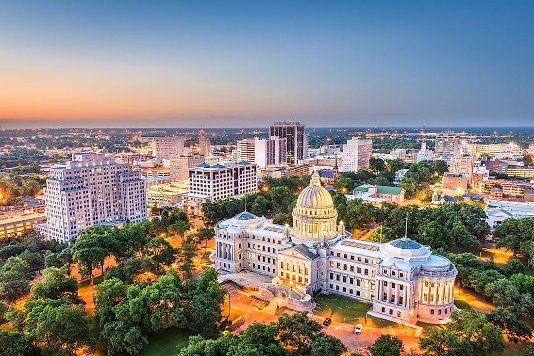 10 Famous Singers from Mississippi - Singersroom.com