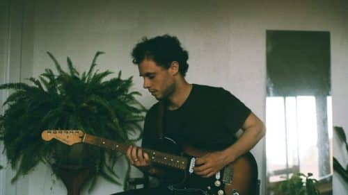 15 Best Indie Songs of All Time - Singersroom.com