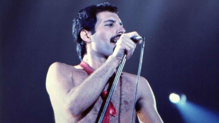 10 Best Freddie Mercury Songs of All Time - Singersroom.com
