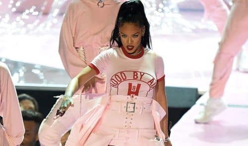 10 Best Rihanna Songs of All Time - Singersroom.com