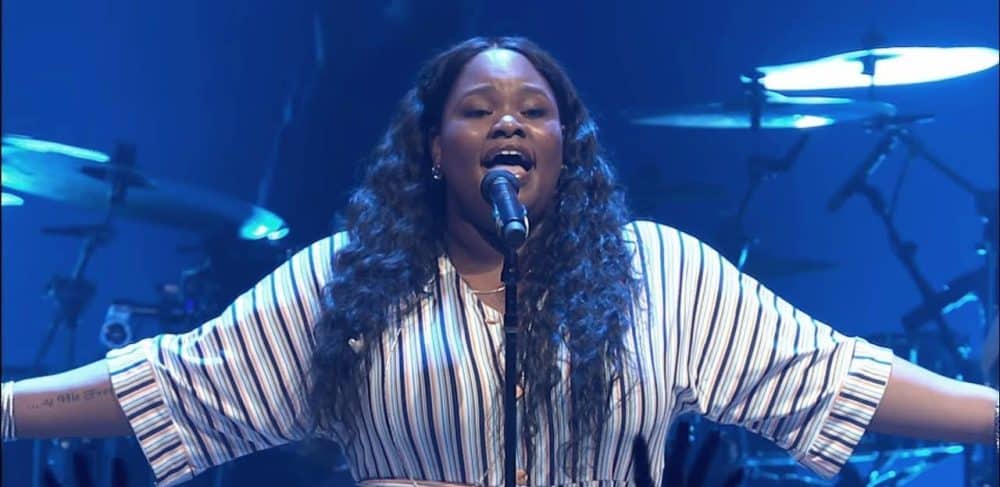15 Best Christian Gospel Singers of All Time - Singersroom.com