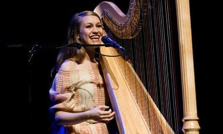 15 Best Harp Players of All Time - Singersroom.com