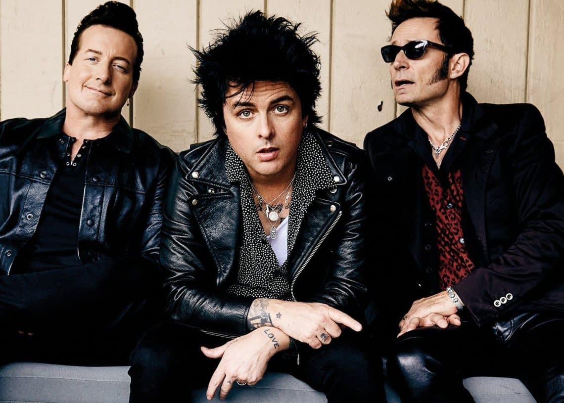 10 Famous Singers from Iowa - Singersroom.com