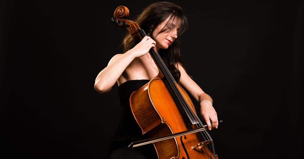 15 Best Cello Players of All Time - Singersroom.com