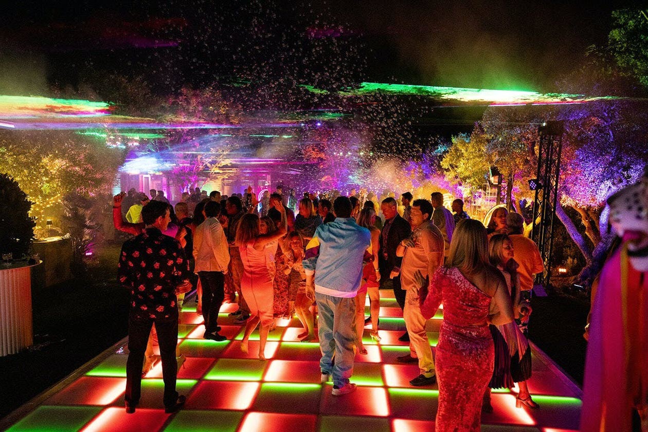 15 Best Party Songs of All Time - Singersroom.com