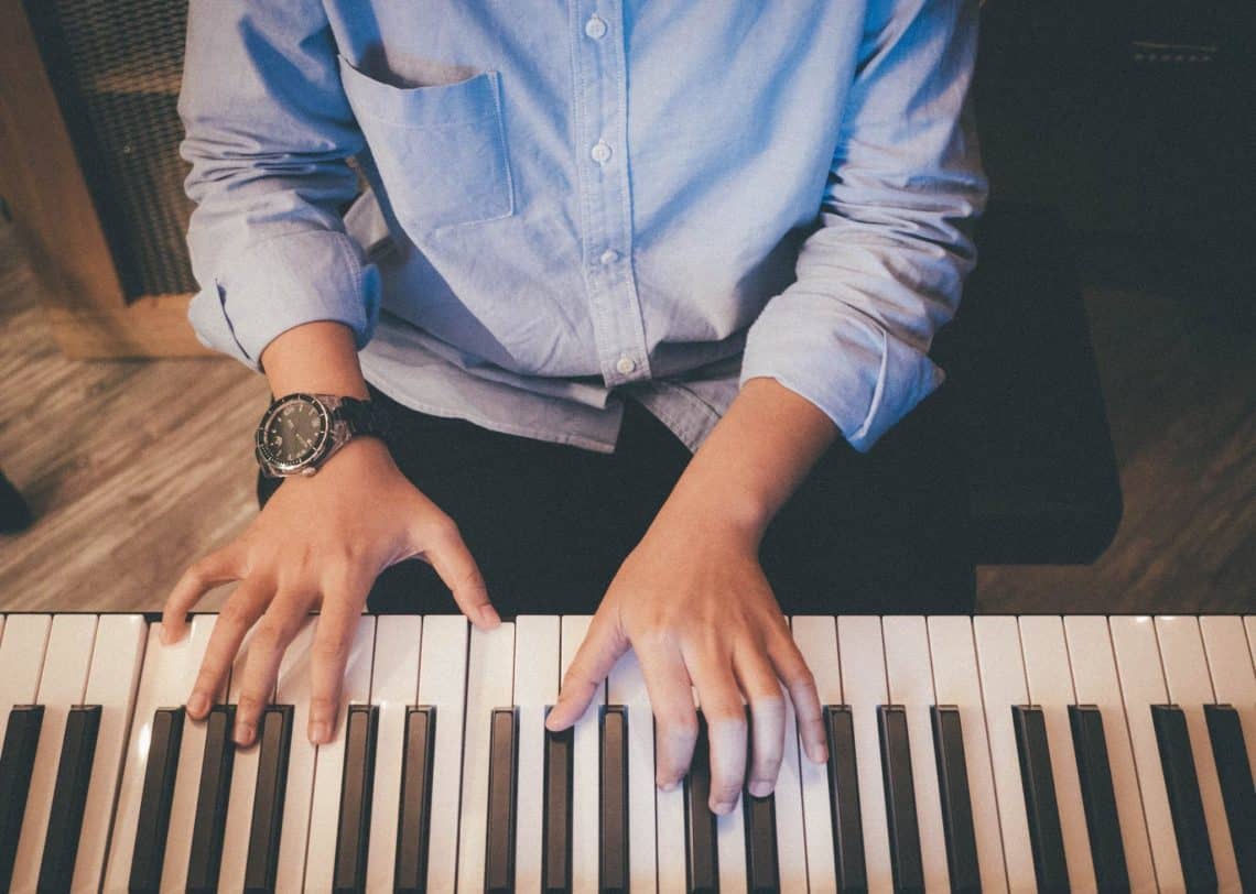 15 Best Piano Players of All Time - Singersroom.com