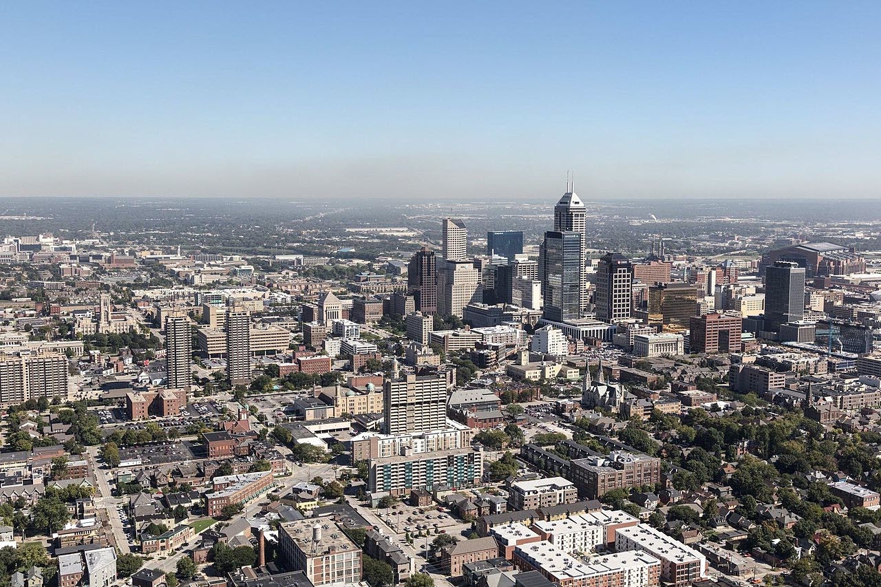 10 Famous Singers from Indiana - Singersroom.com