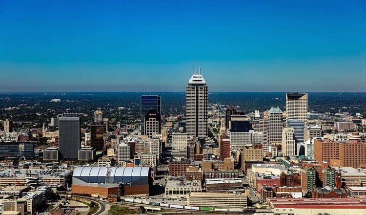 10 Famous Singers from Indiana - Singersroom.com