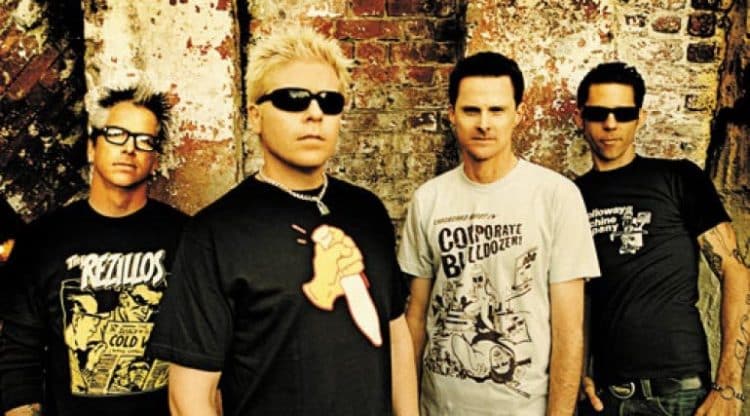 15 Best Punk Rock Singers of All Time - Singersroom.com