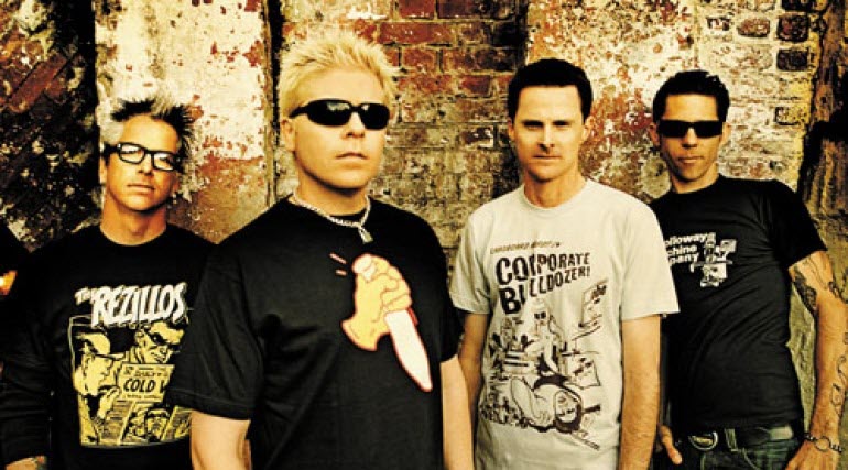 15 Best Punk Rock Singers of All Time - Singersroom.com