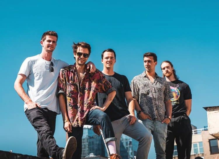 15 Best Indie Songs of All Time - Singersroom.com