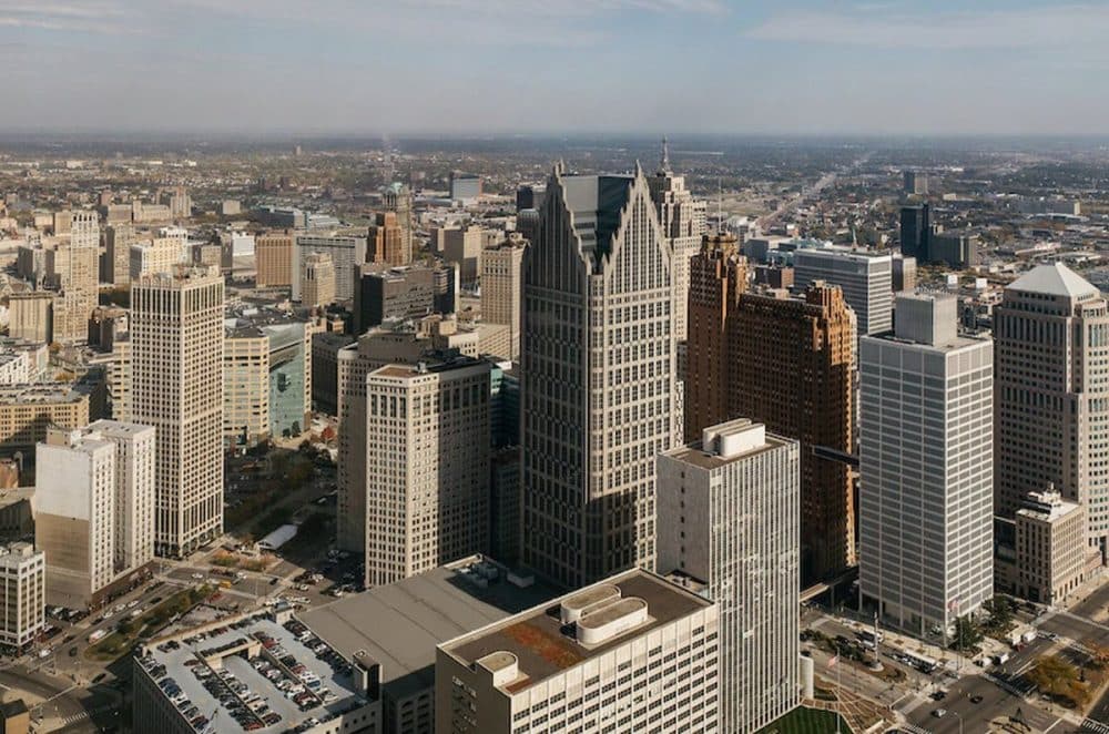 10 Famous Singers from Michigan - Singersroom.com