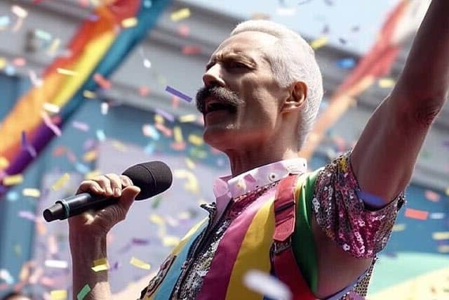 10 Best Freddie Mercury Songs of All Time - Singersroom.com