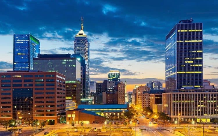 10 Famous Singers from Indiana - Singersroom.com