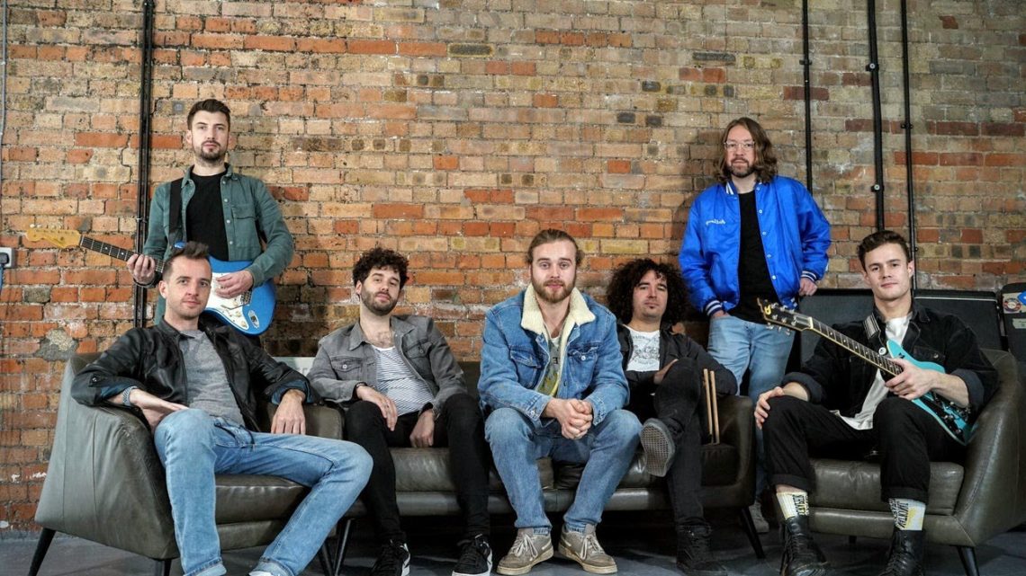 15 Best Indie Bands of All Time - Singersroom.com