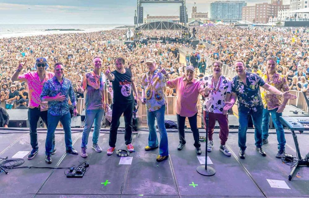 10 Best The Beach Boys Songs of All Time - Singersroom.com