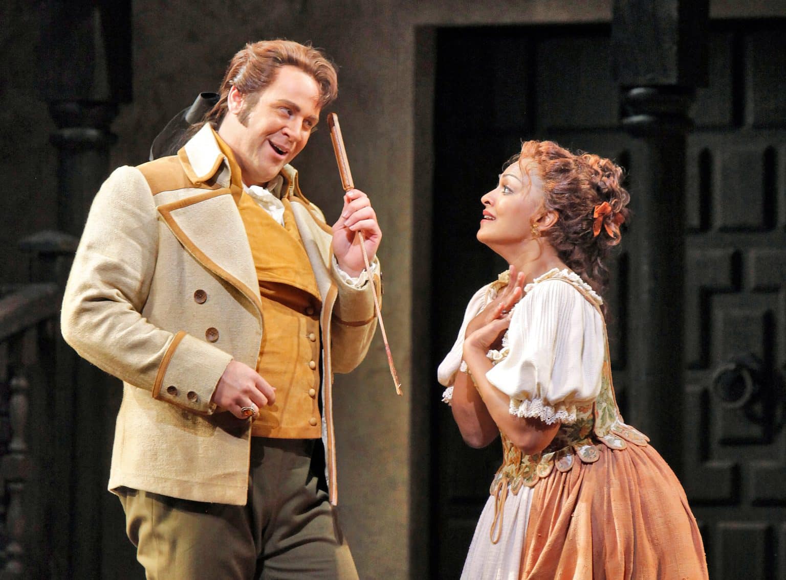 15 Best Opera Singers of All Time - Singersroom.com