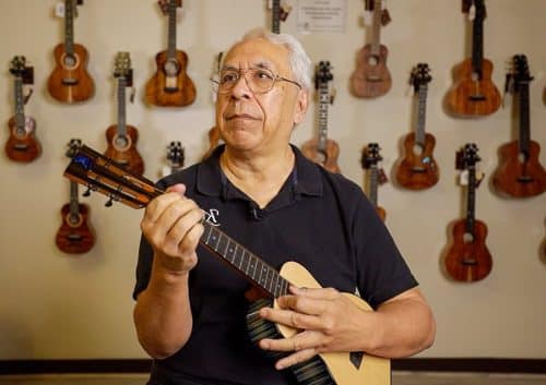 15 Best Ukulele Players of All Time - Singersroom.com