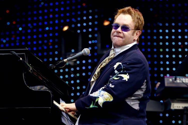 10 Best Elton John Songs of All Time - Singersroom.com