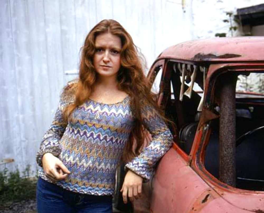 10 Best Bonnie Raitt Songs of All Time - Singersroom.com