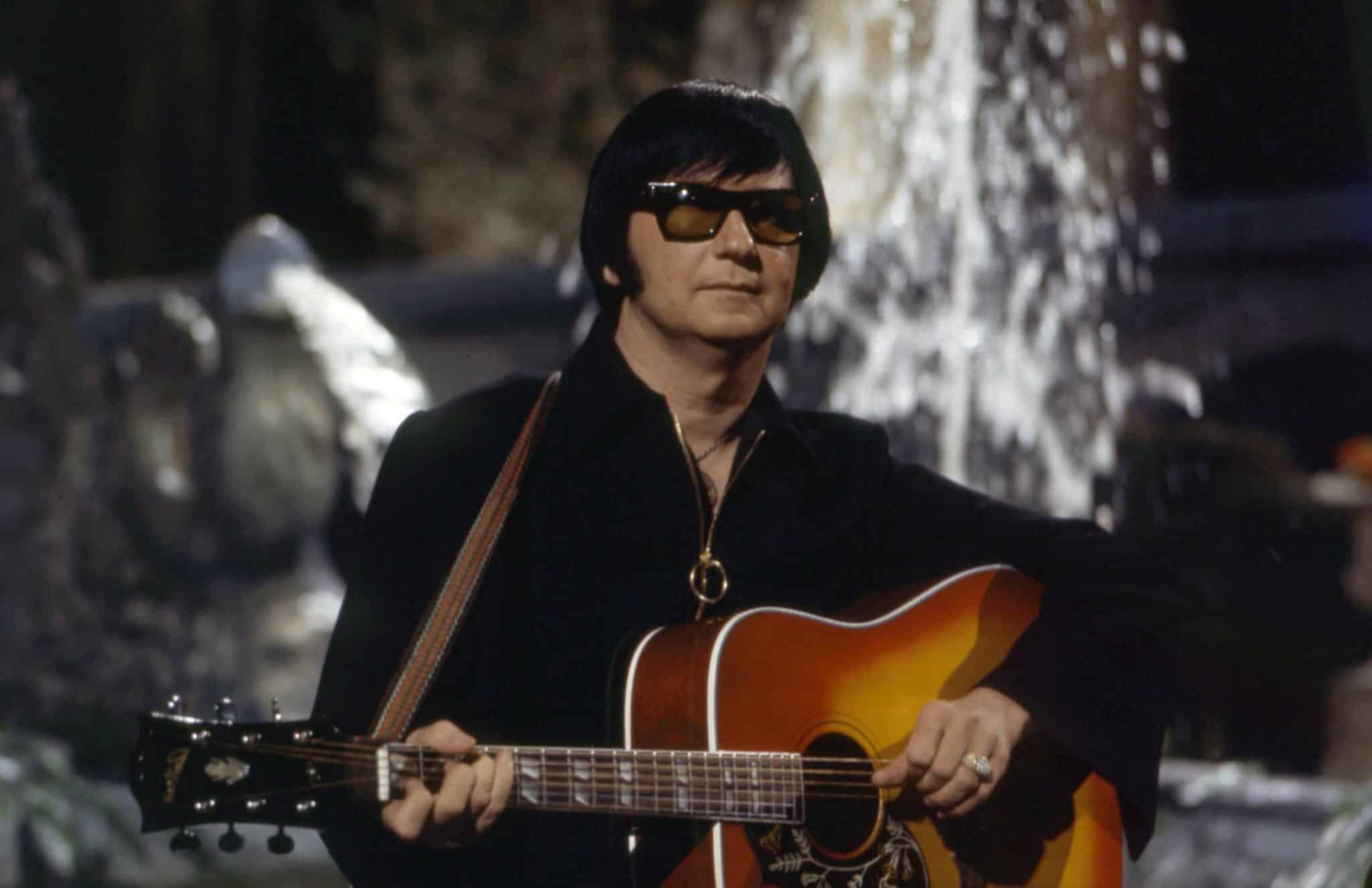 10 Best Roy Orbison Songs of All Time - Singersroom.com