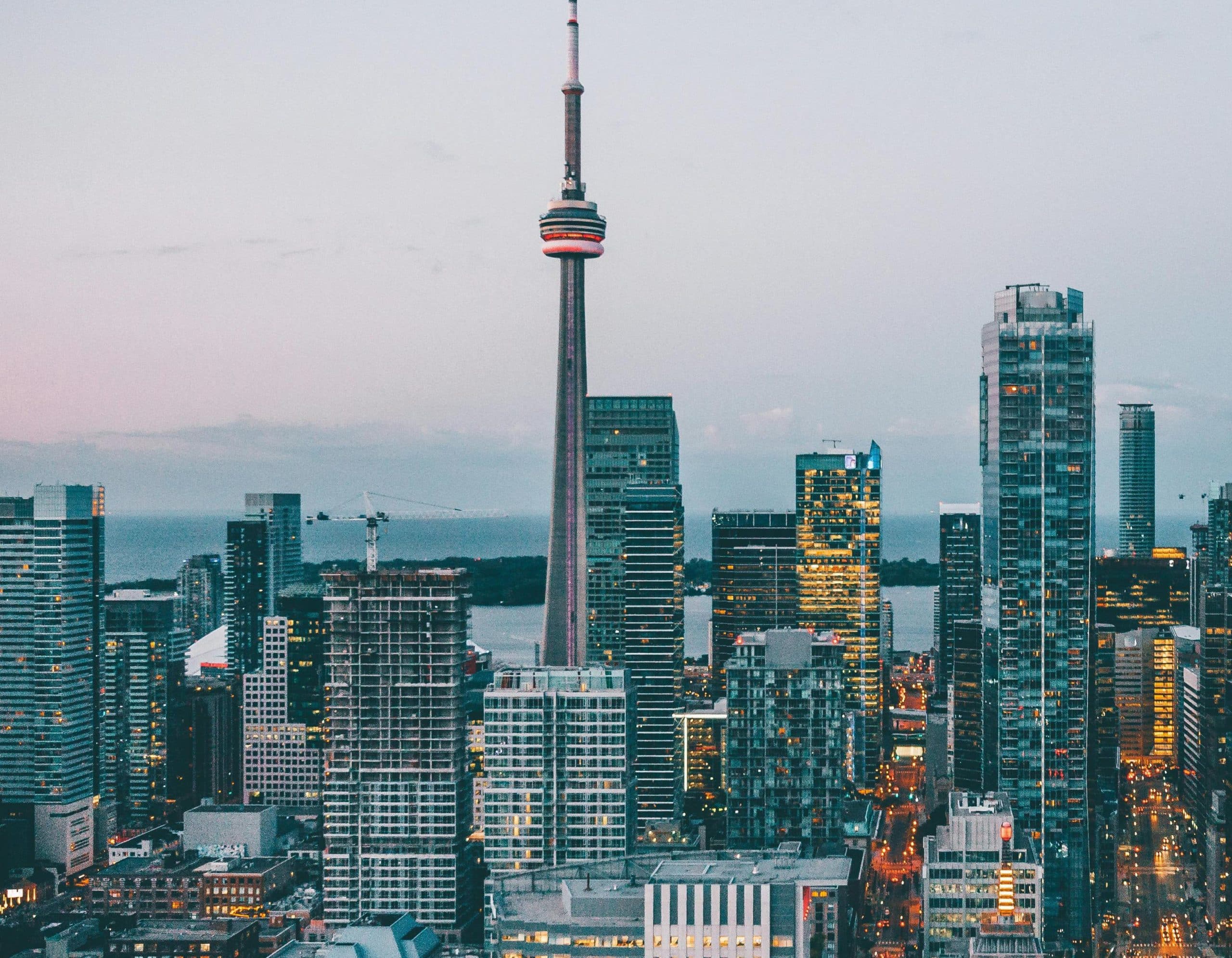 10 Famous Singers from Canada - Singersroom.com