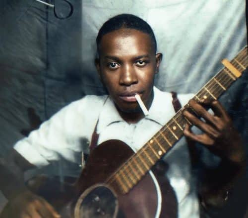 10 Best Robert Johnson Songs of All Time - Singersroom.com