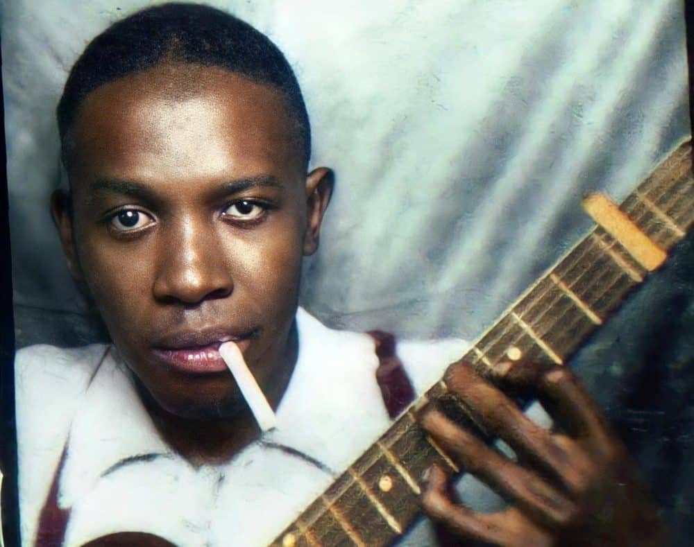 10 Best Robert Johnson Songs of All Time - Singersroom.com