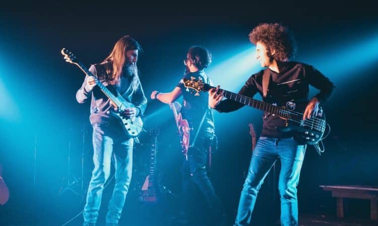 15 Best Bands of All Time - Singersroom.com