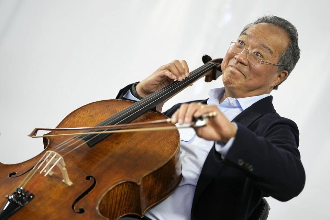 15 Best Cello Players of All Time - Singersroom.com