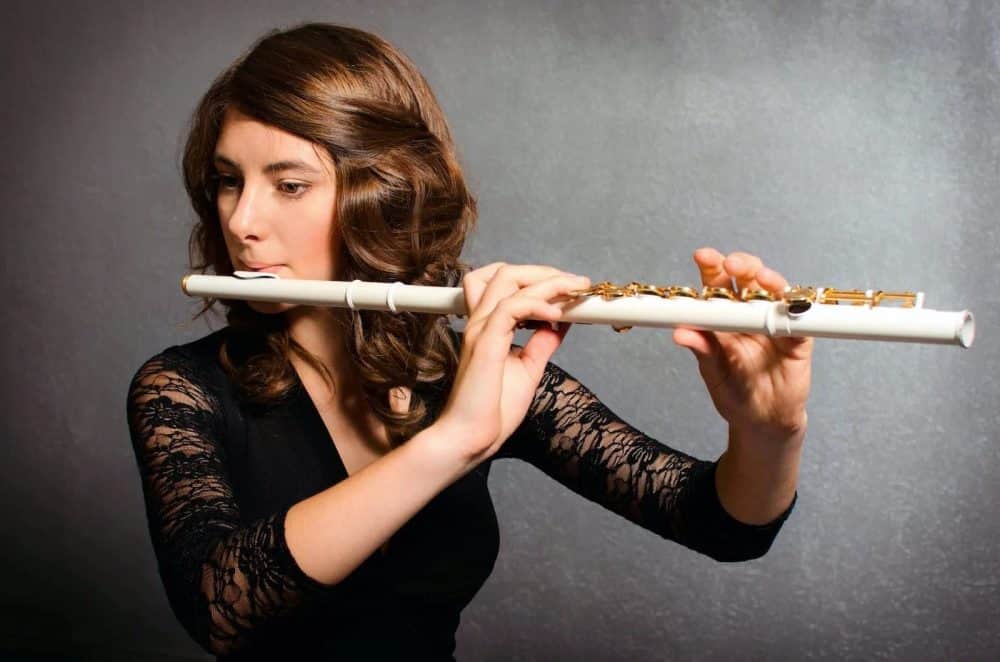 15 Best Flute Players of All Time - Singersroom.com