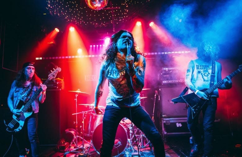 15 Best Punk Rock Singers of All Time - Singersroom.com