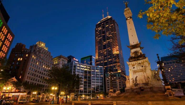 10 Famous Singers from Indiana - Singersroom.com