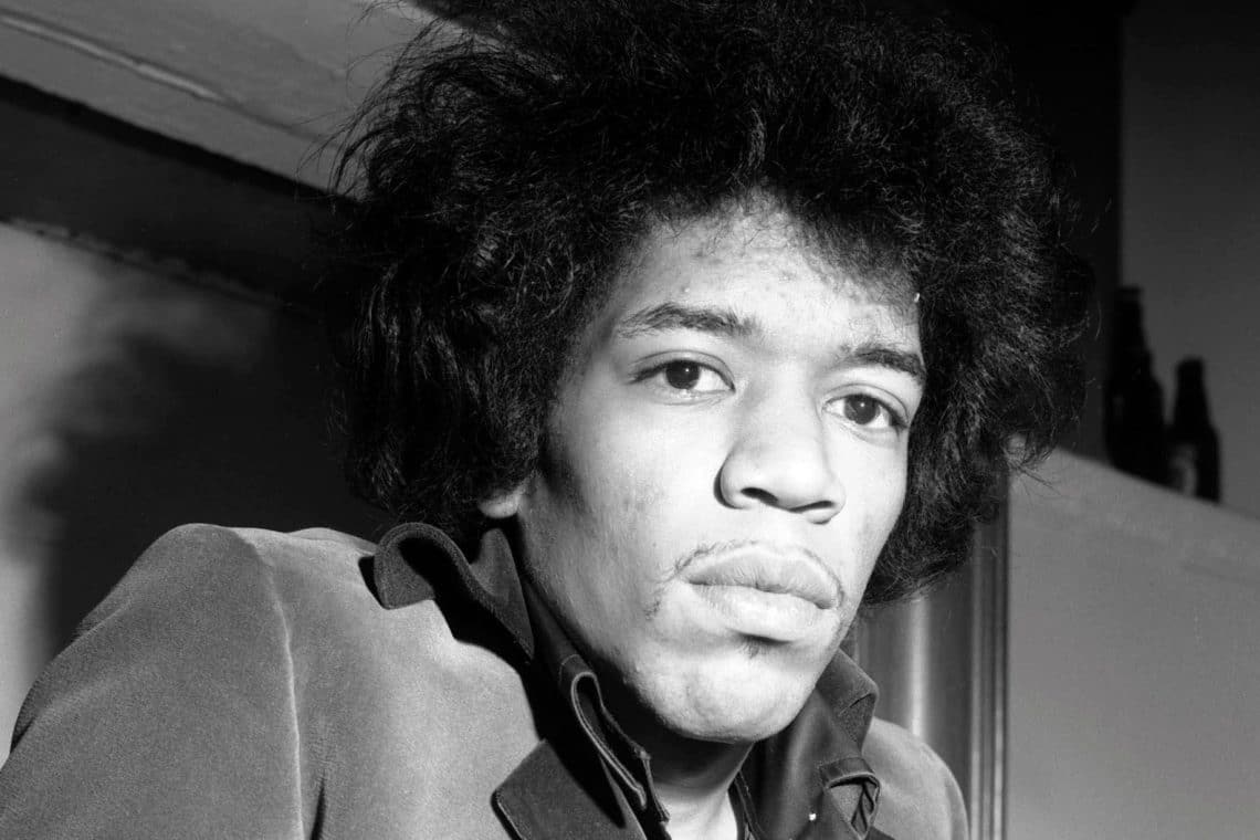 10 Best Jimi Hendrix Songs of All Time - Singersroom.com