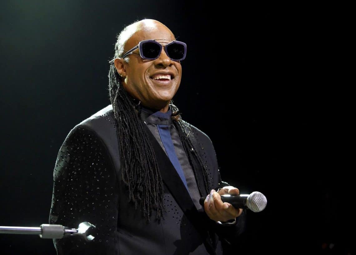 10 Best D’Angelo Songs of All Time - Singersroom.com