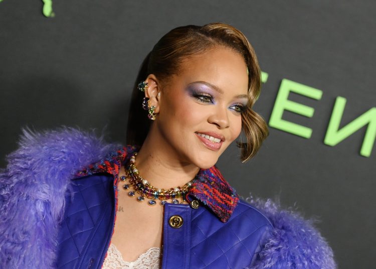 28 Best Cuban Songs - Singersroom.com