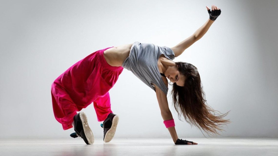 15 Best Dance Songs of All Time - Singersroom.com