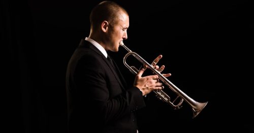 15 Best Trumpet Players of All Time - Singersroom.com