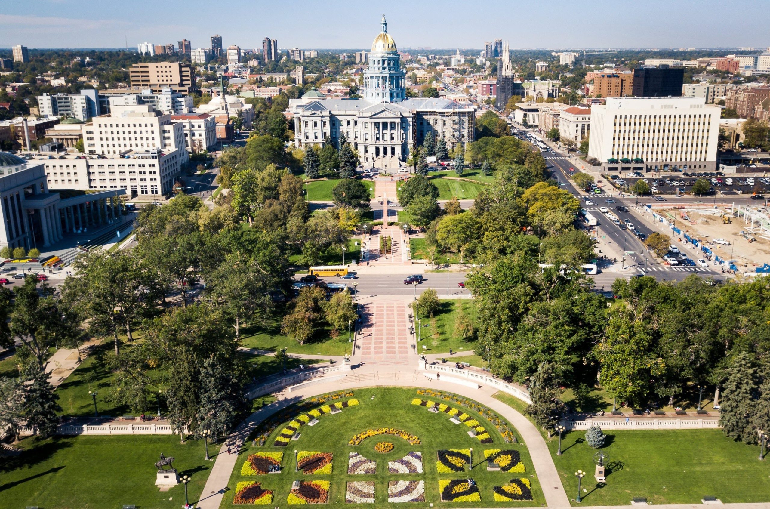 10 Famous Singers from Colorado - Singersroom.com