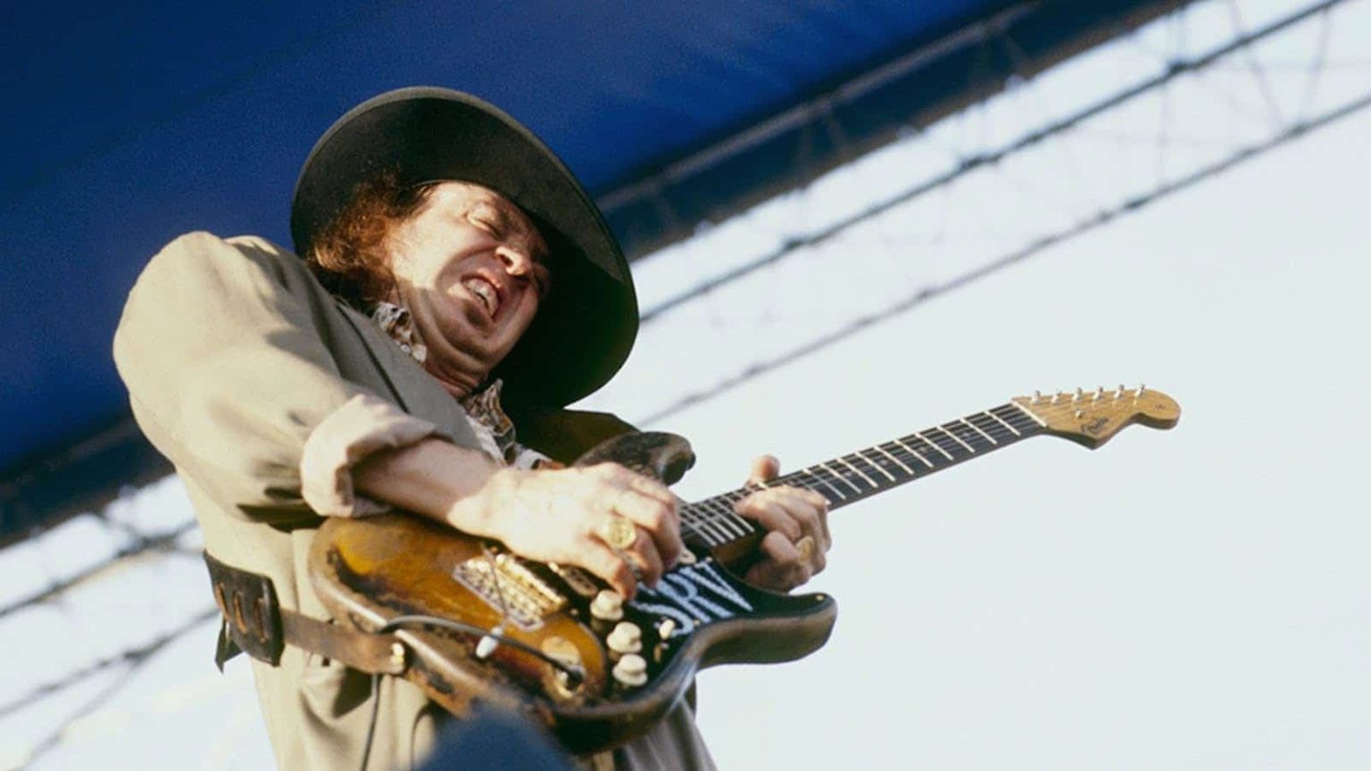 10 Best Stevie Ray Vaughan Songs of All Time - Singersroom.com