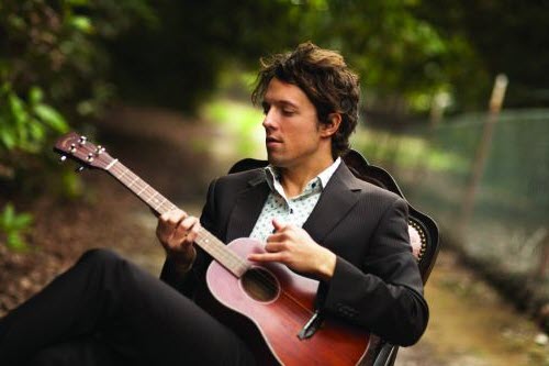 15 Best Ukulele Players of All Time - Singersroom.com