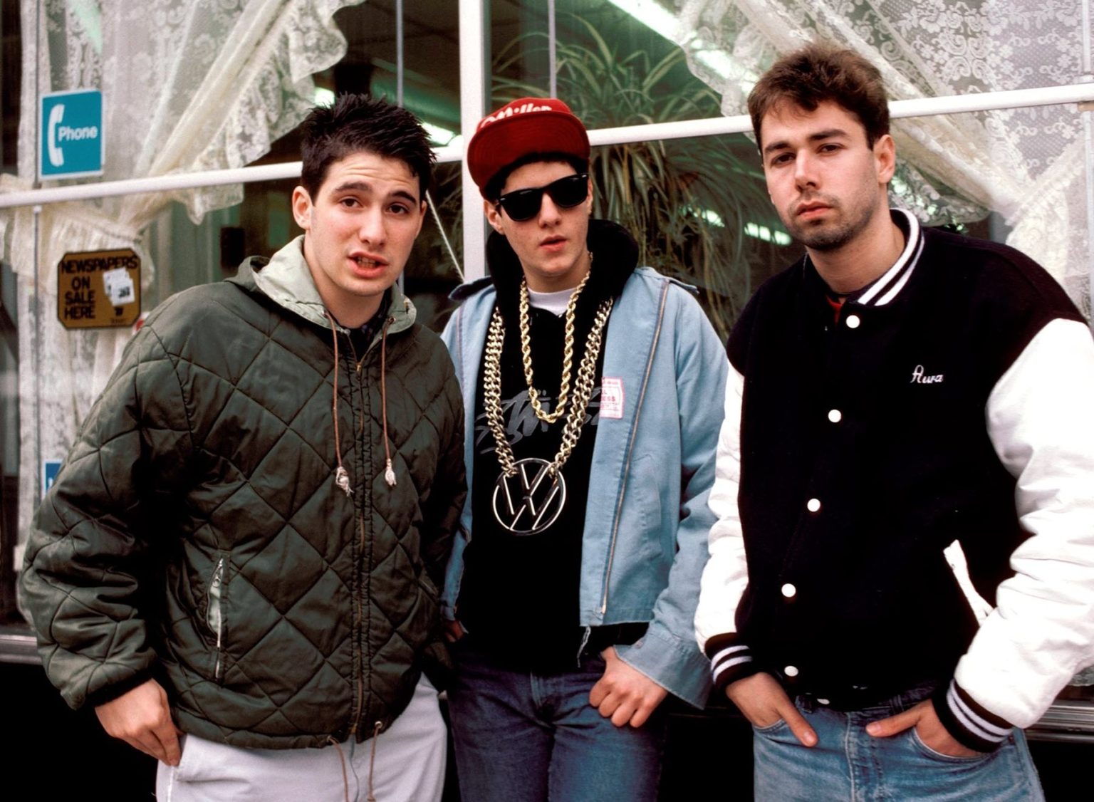 15 Best White Rappers of All Time - Singersroom.com