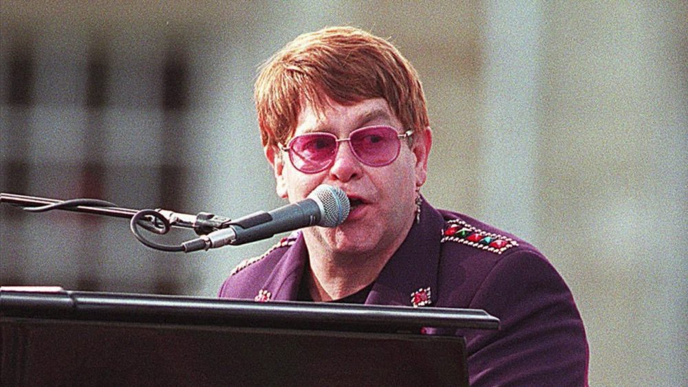 10 Best Elton John Songs of All Time - Singersroom.com