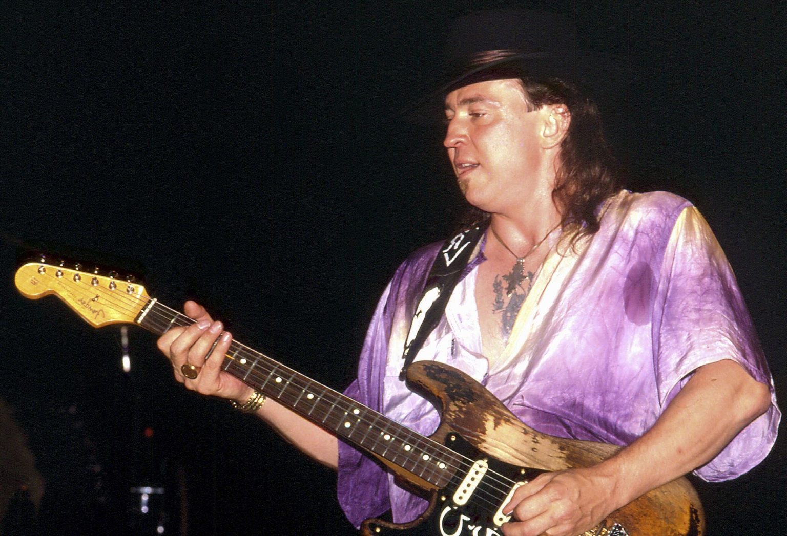 10 Best Stevie Ray Vaughan Songs of All Time - Singersroom.com