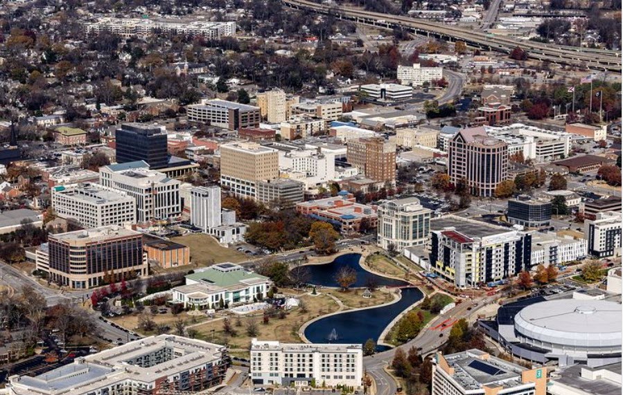 10 Famous Singers from Alabama - Singersroom.com